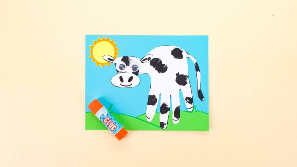Handprint Cows - Super Simple