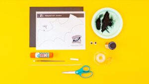 Flying Bat Craft - Super Simple