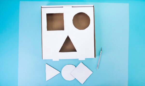 Pizza Box Bean Bag Toss Game - Super Simple