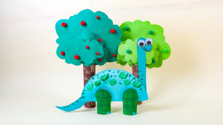 Super Simple Brontosaurus Dinosaur Craft - Super Simple