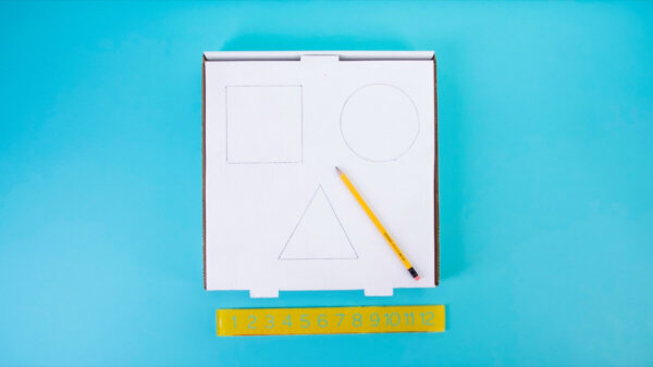 Pizza Box Bean Bag Toss Game - Super Simple