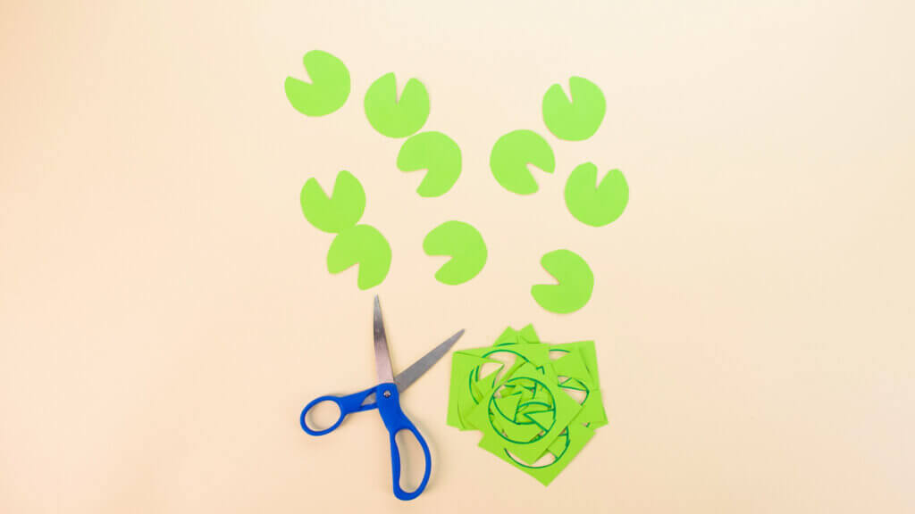 Lily Pads & Leaping Frog Counting Activity - Super Simple