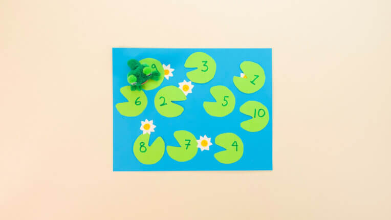 Lily Pads & Leaping Frog Counting Activity - Super Simple