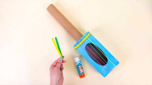 Homemade Guitar Craft - Super Simple