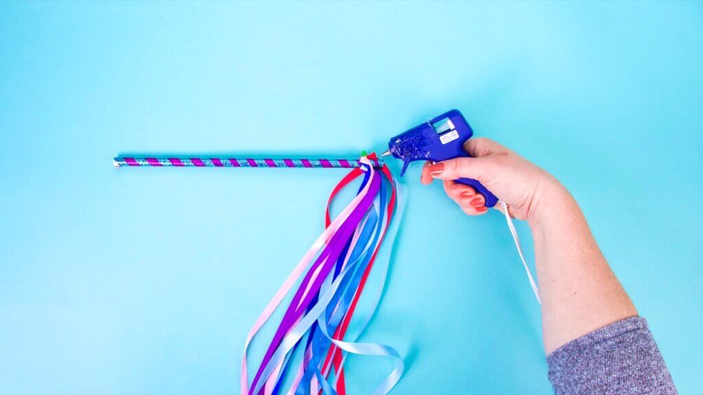 Dancing Ribbon Wands - Super Simple
