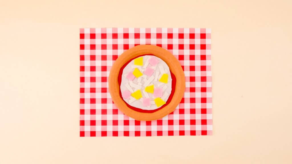 Felt Pizza Craft & Activity - Super Simple