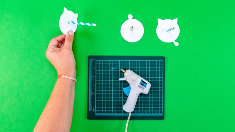 The Roundabouts Craft - Super Simple