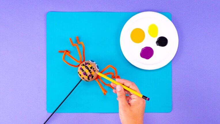 Spider Puppet Craft - Super Simple