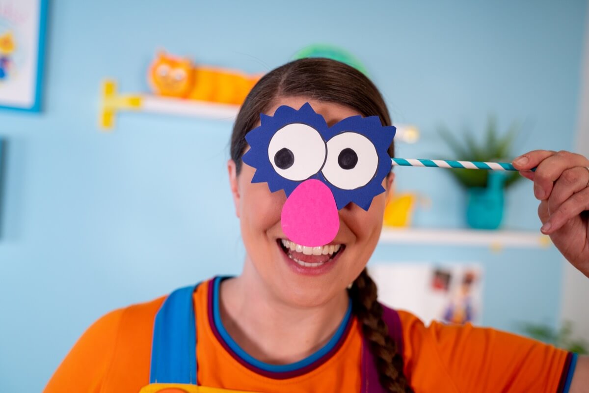 Silly Face Accessories - Super Simple