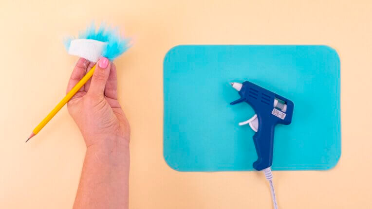 Pencil Puppets - Super Simple