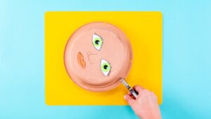 Paper Plate Portrait - Super Simple