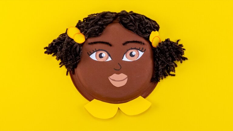 Paper Plate Portrait - Super Simple