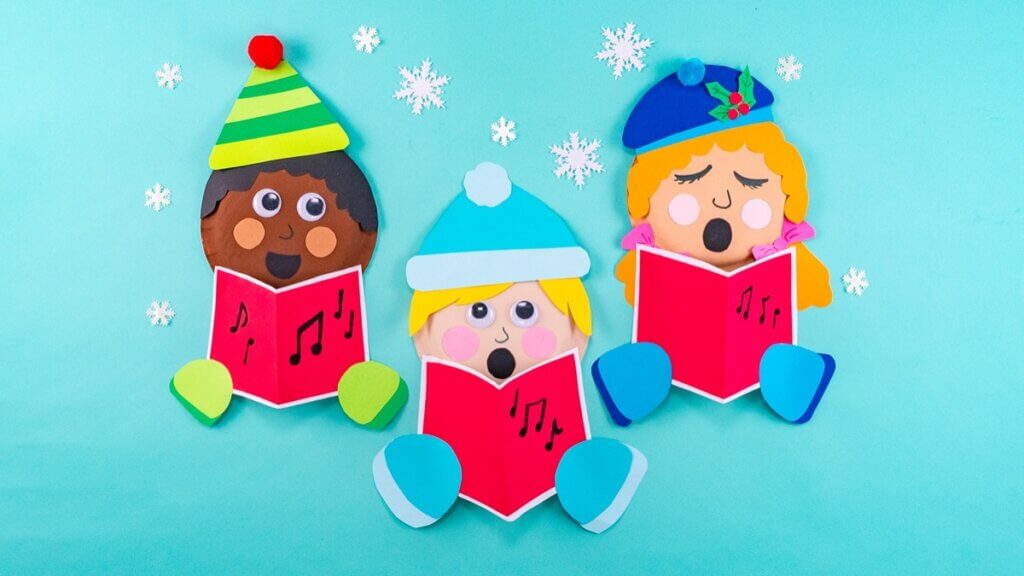 Christmas Carollers Paper Plate Craft - Super Simple