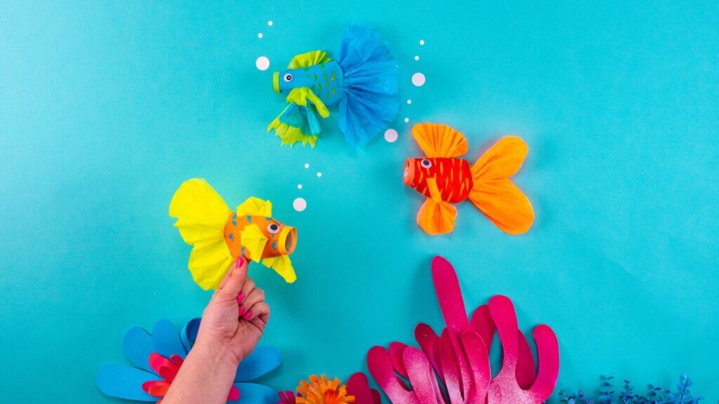 Paper Tube Fish Craft - Super Simple