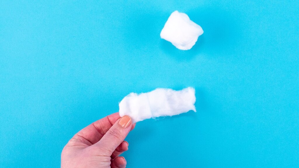 Melty Snowman Craft - Super Simple