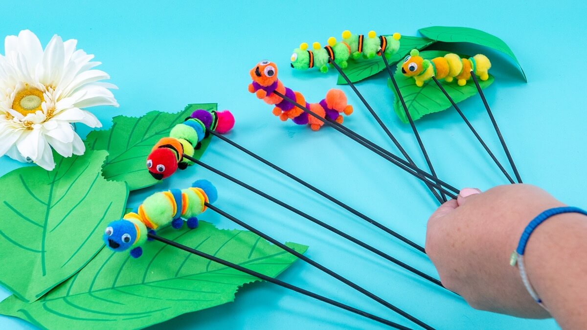 Make A Crawling Caterpillar Puppet! - Super Simple