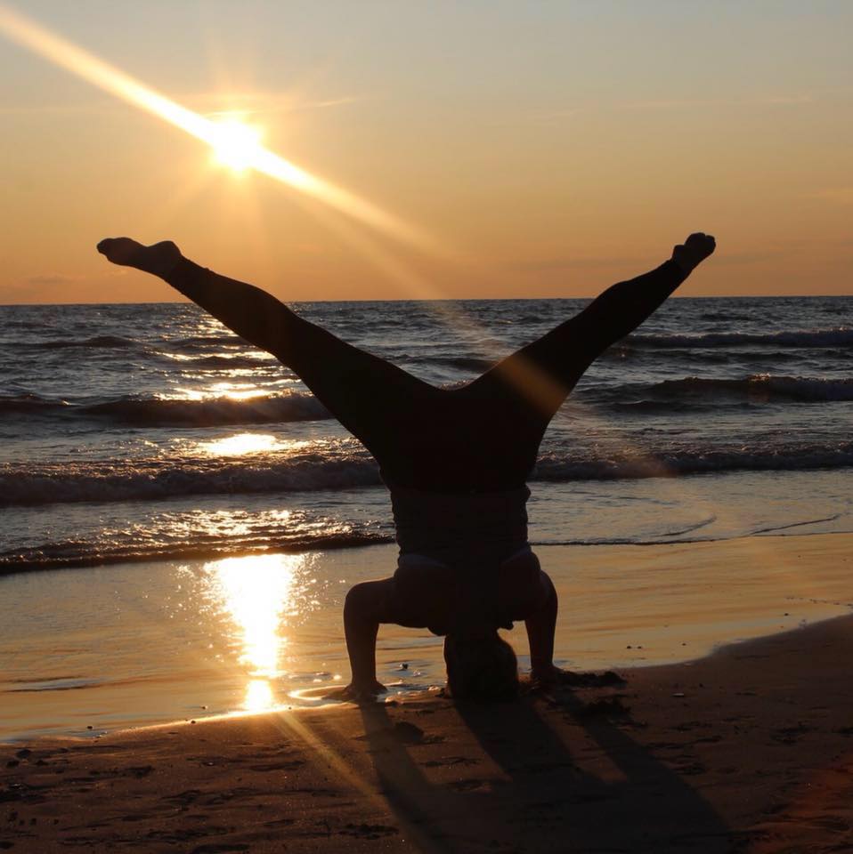 5 Simple Yoga Moves for Toddlers - Super Simple