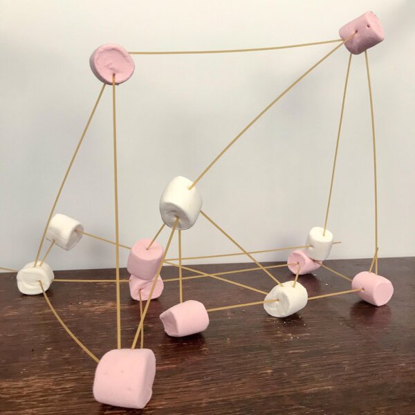 Spaghetti and Marshmallow Structures - Super Simple