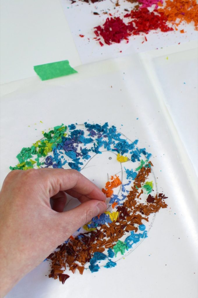 Melted Crayon Suncatchers - Super Simple