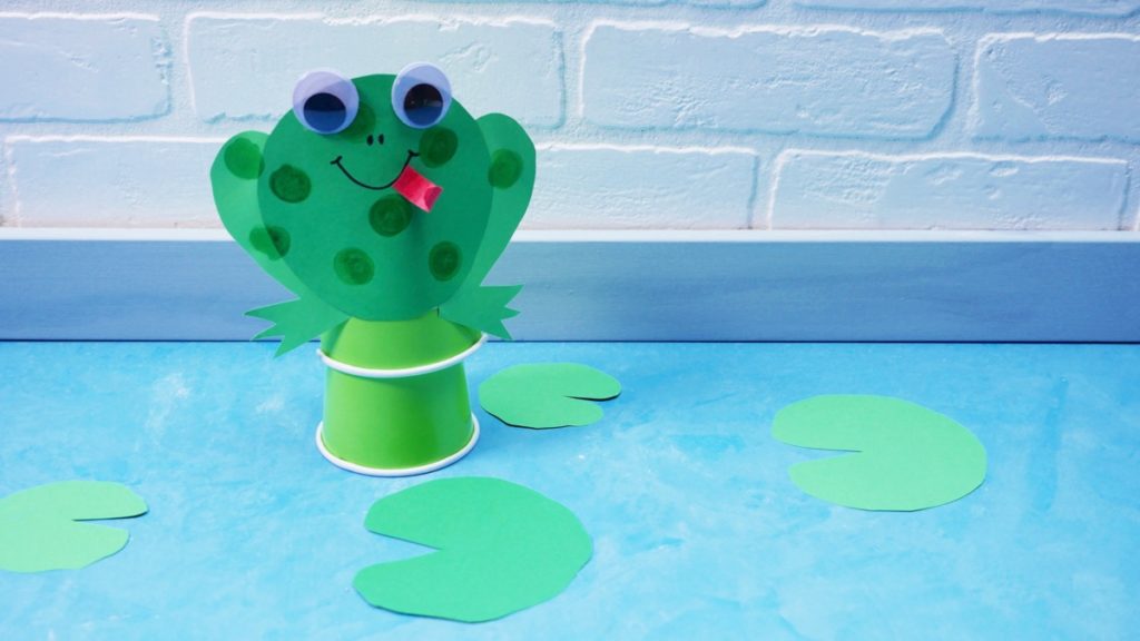Jumping Frog Craft - Super Simple