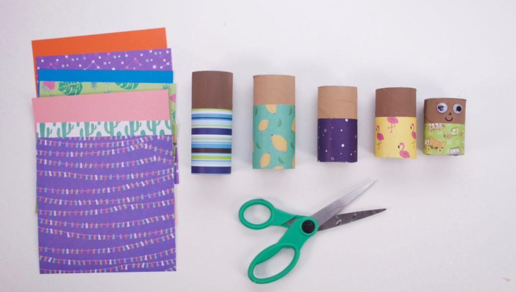 Cardboard Tube Family Craft - Super Simple