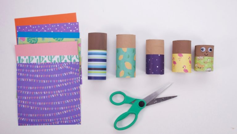 Cardboard Tube Family Craft - Super Simple