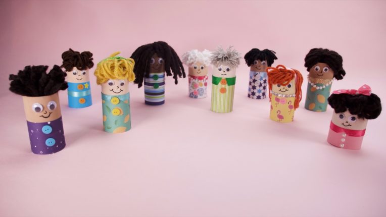 Cardboard Tube Family Craft - Super Simple