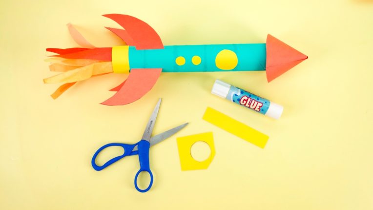 Flying Rocket Ship Craft - Super Simple