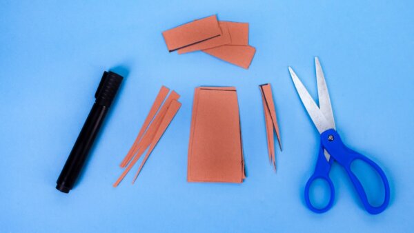 Hanging Around Monkey Craft - Super Simple