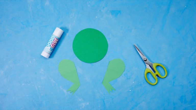 Jumping Frog Craft - Super Simple