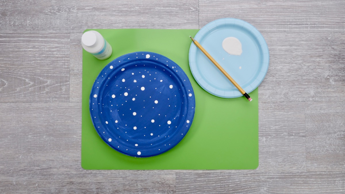 Sun and Moon Craft - Super Simple