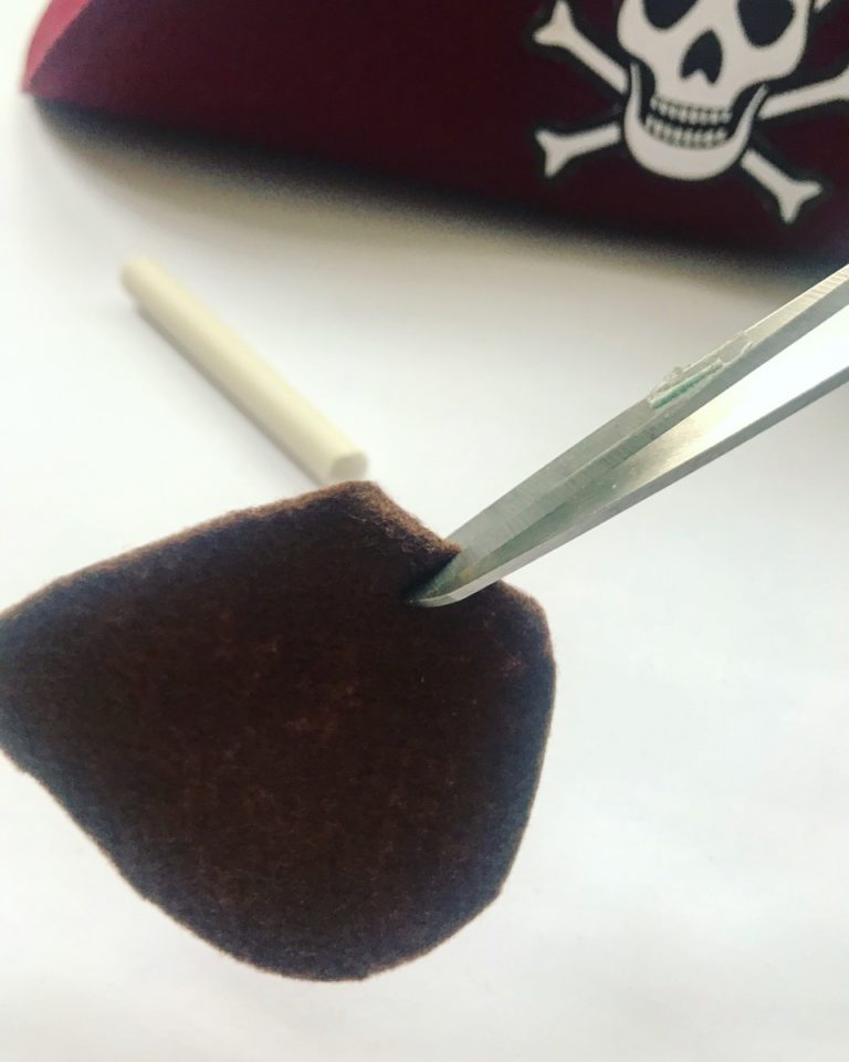 Super Simple Pirate Costume - Super Simple