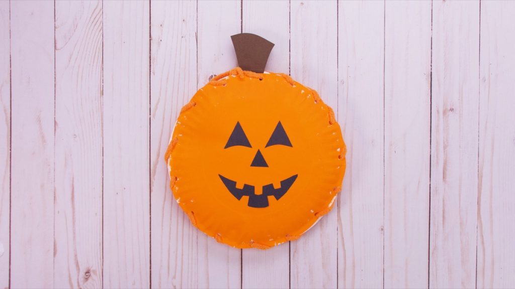 Let's Make A Jack o'Lantern - Super Simple