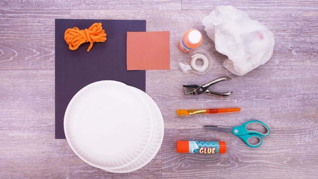 Jack-o'-lantern Craft - Super Simple