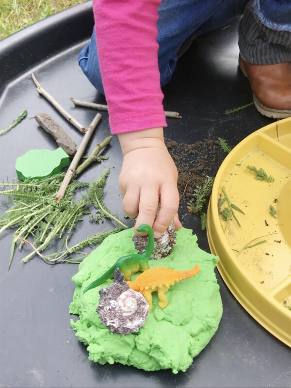 Dinosaur Themed Sensory Play - Super Simple