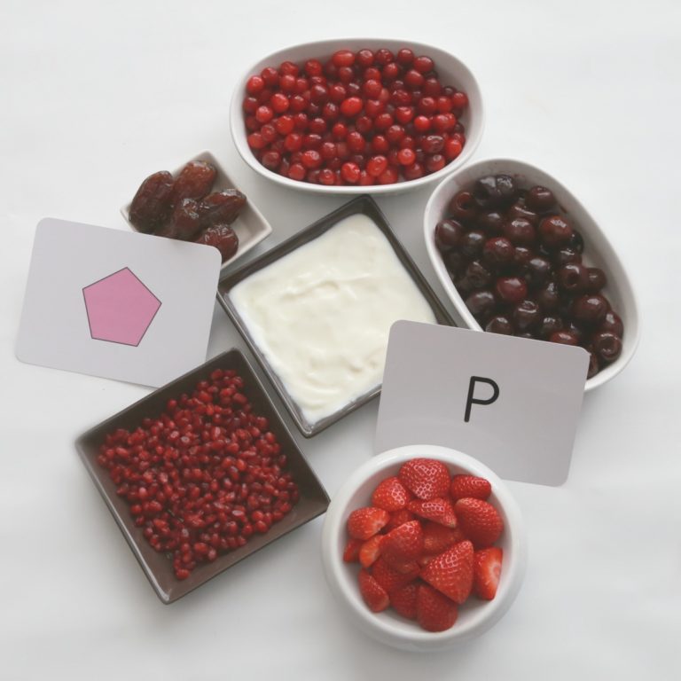 Valentine's Snacktivity Round Up - Super Simple