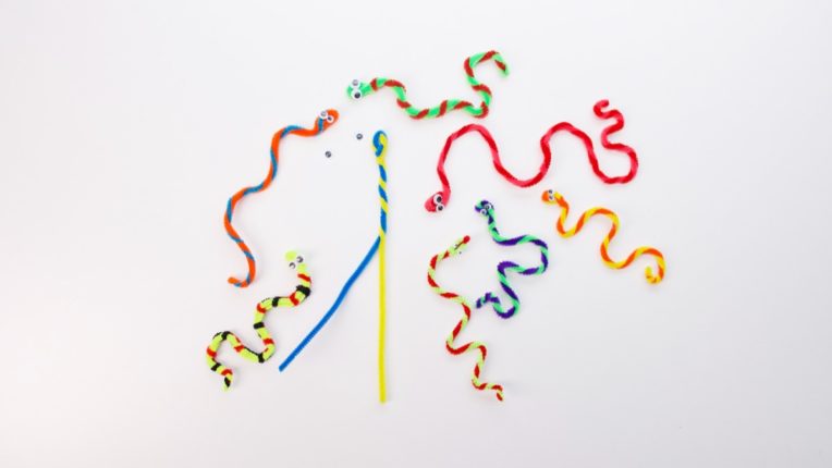 Make Your Own Snakes & Ladders Game - Super Simple